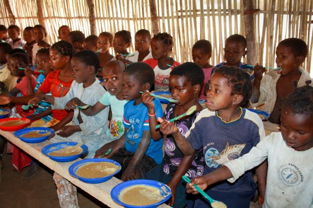 Food for education: a holistic catalyst in Mozambique | World Vision ...
